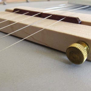 The Gentleman's Banjo Mute / Banjo / Mute / String Instrument ...