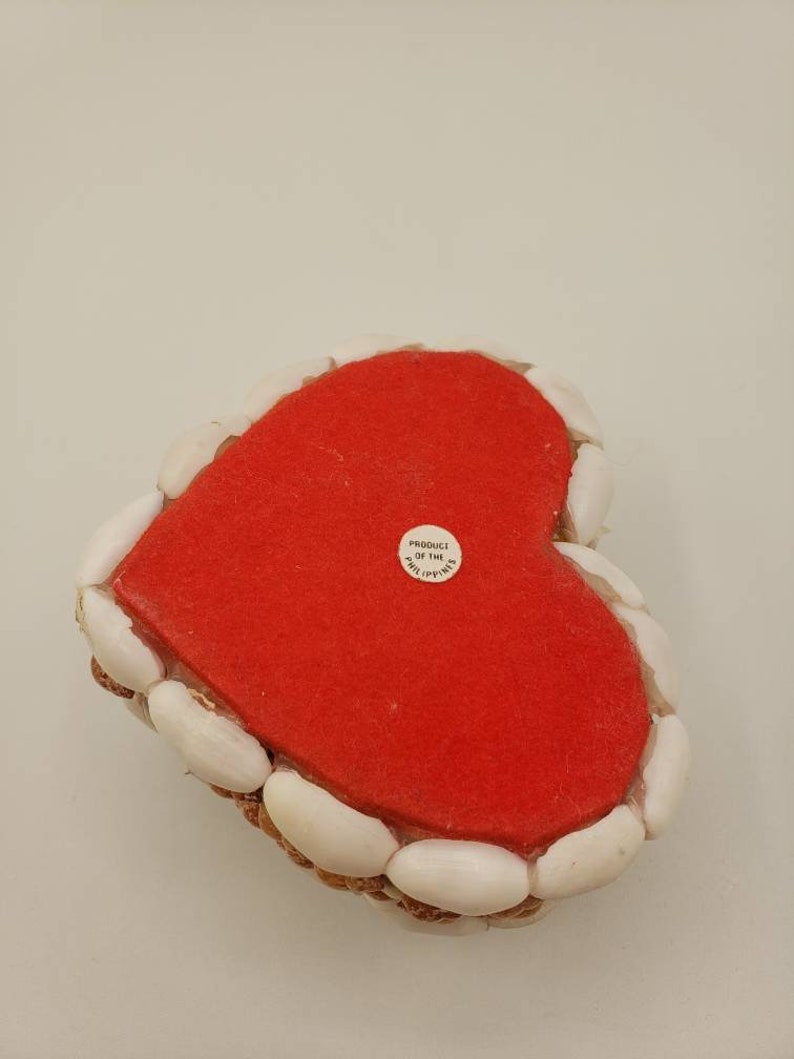 Vintage Seashell Covered Heart Shaped Trinket Jewelry Box Philippines ...