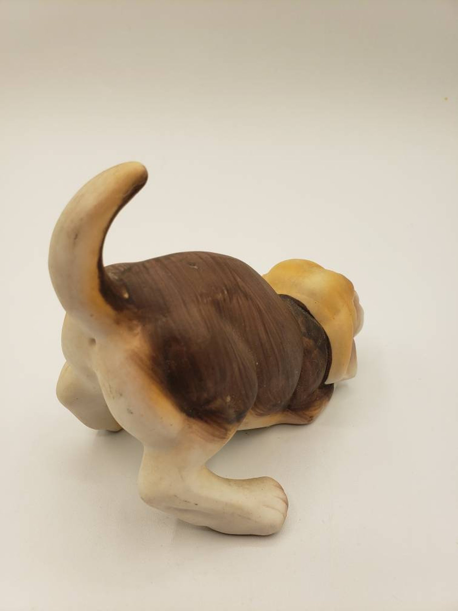 Beagle Dog Hand Painted Ceramic Figurine Statue Vintage Decor MIC ...