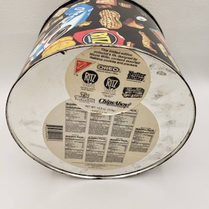 Nabisco 7 Snacks Tin Container Nicole Miller 95’ Limited Edition Ritz ...