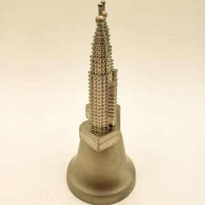 Twin Towers Petronas MALAYSIA Pewter Bell Small Skyscraper Souvenir ...