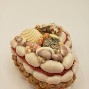 Vintage Seashell Covered Heart Shaped Trinket Jewelry Box Philippines ...