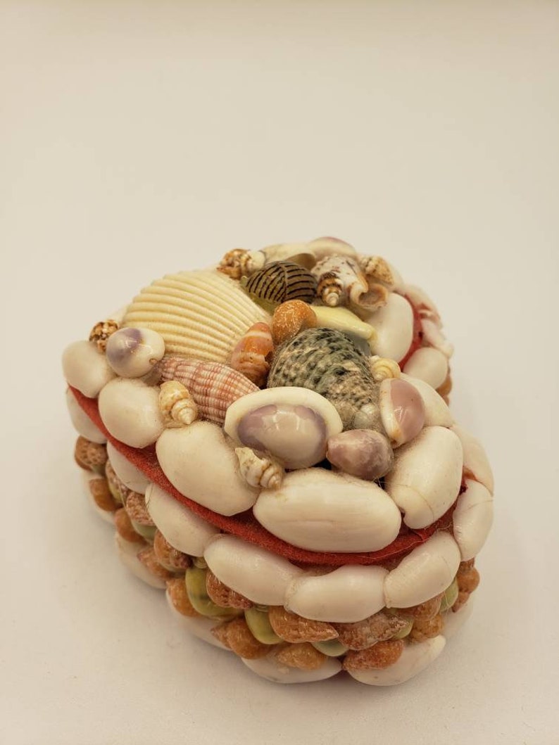 Vintage Seashell Covered Heart Shaped Trinket Jewelry Box Philippines ...