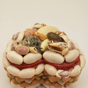 Vintage Seashell Covered Heart Shaped Trinket Jewelry Box Philippines ...