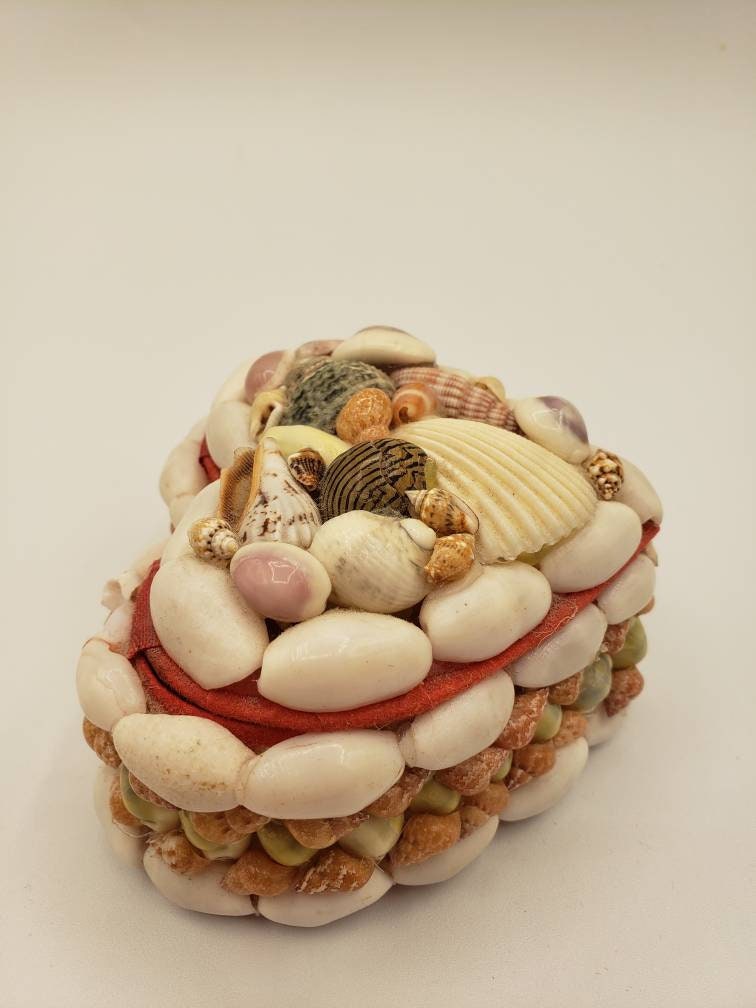 Vintage Seashell Covered Heart Shaped Trinket Jewelry Box Philippines ...