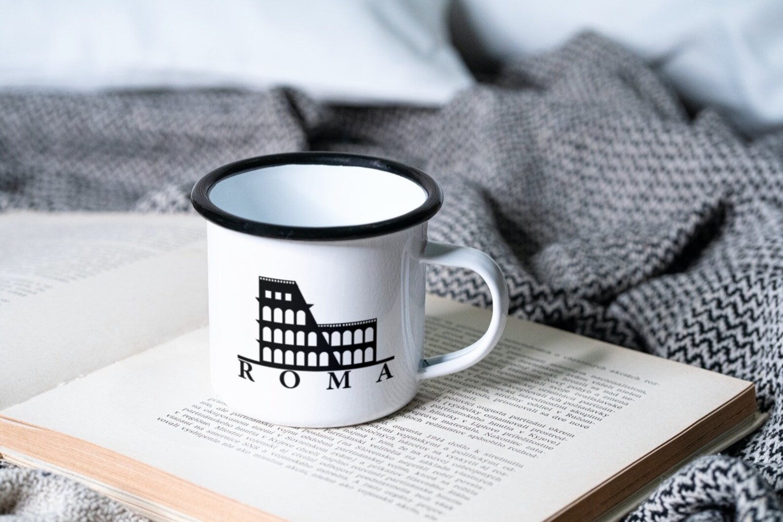 Italian Colosseum / SVG DXF PNG / an Abstract Profile Stencil of the ...