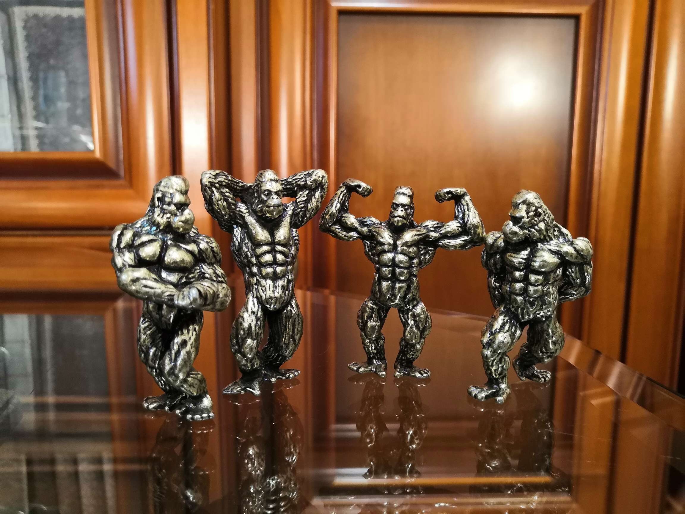 Gorilla Bodybuilding Gym Bronze Figure Statuette Statue Sculpture ...