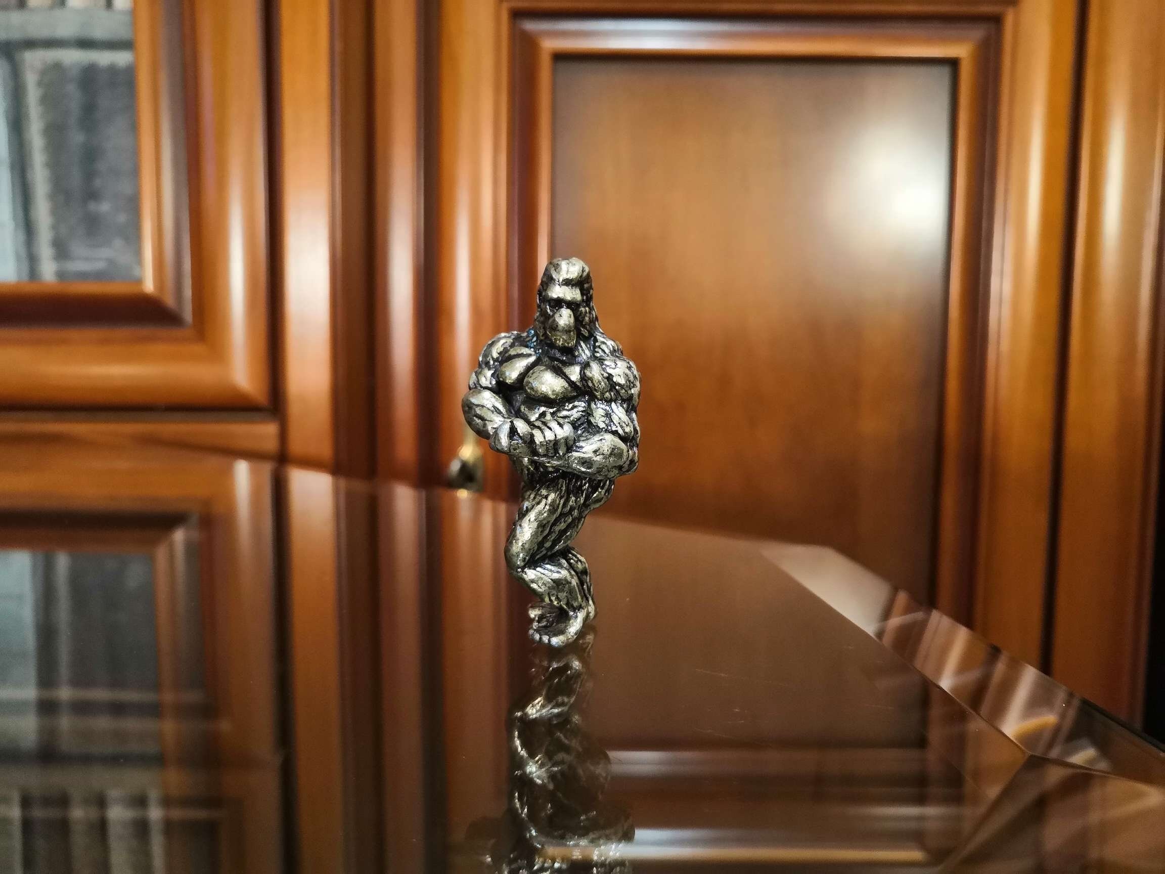 Gorilla Bodybuilding Gym Bronze Figure Statuette Statue Sculpture ...