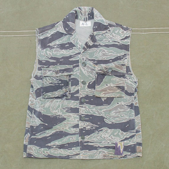 Original 60s Vintage 'Silver' Tigerstripe Vest - X-Sm… - Gem