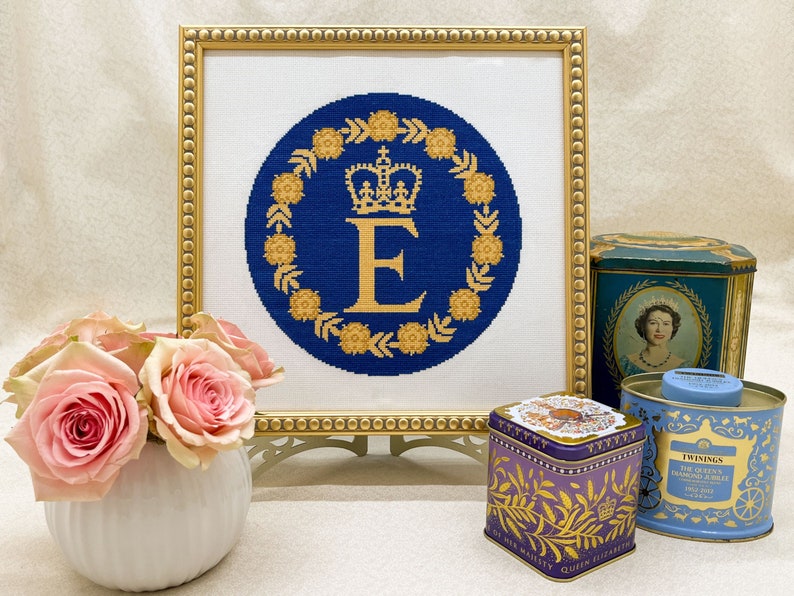 Elizabeth II Cross Stitch Pattern: Queen’s Personal Flag | PDF Instant Download | Gift for Fans ...