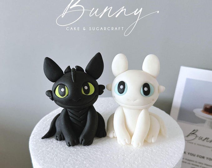 Toothless Dragon/light Fury Dragon Fondant Cake Topper - Etsy