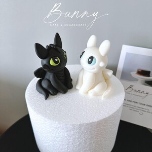 Toothless Dragon/light Fury Dragon Fondant Cake Topper - Etsy