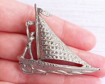 Boat Brooch - Etsy