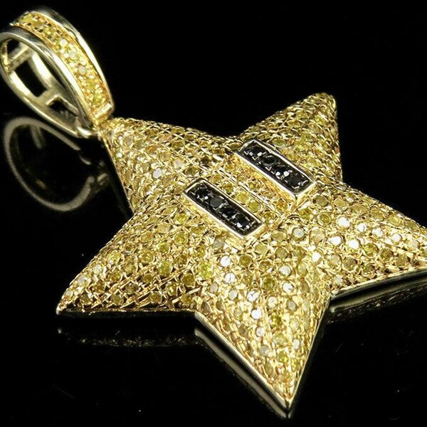 Diamond Pendant Mario - Etsy