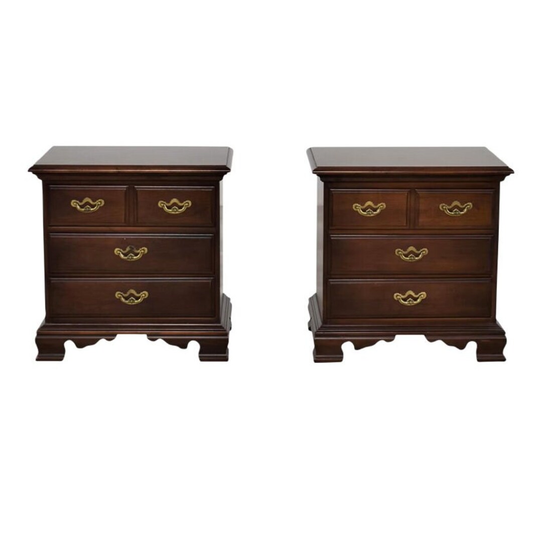 20th Century Thomasville Winston Court Chippendale Nightstands - Etsy