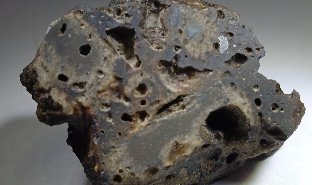 Lunar Regolith Meteorite Fragment Basalt Breccia With Fe/ni Inclusions ...