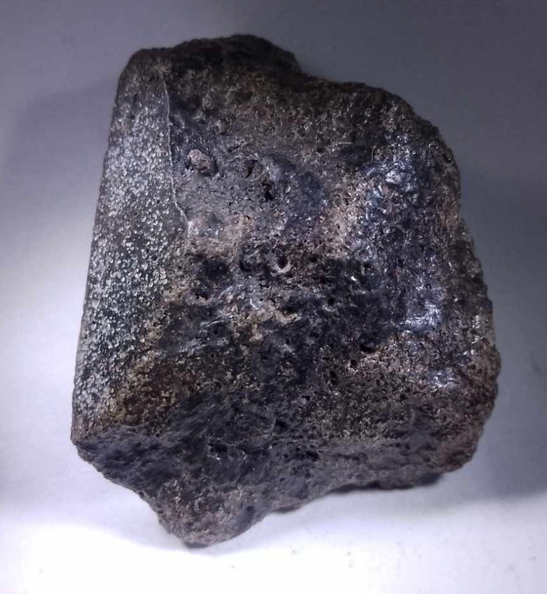 Meteorite Achondrite Lunar Basalt Vesicular Ilmenite / 8.56 G - Etsy