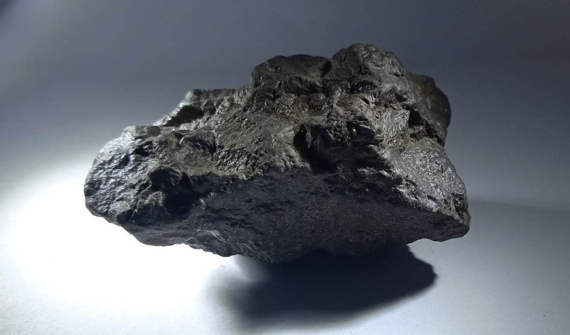 Superb Basaltic Achondrite Meteorite Fragment to Study / 31.62 G - Etsy