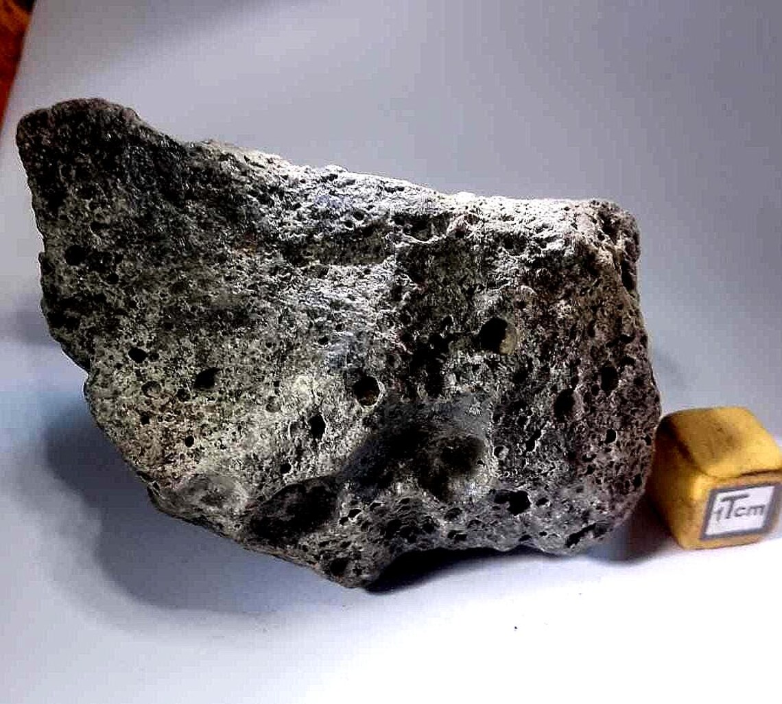 Large Achondrite Meteorite, Lunar Basalt, Crystalline Vesicular, Rich ...