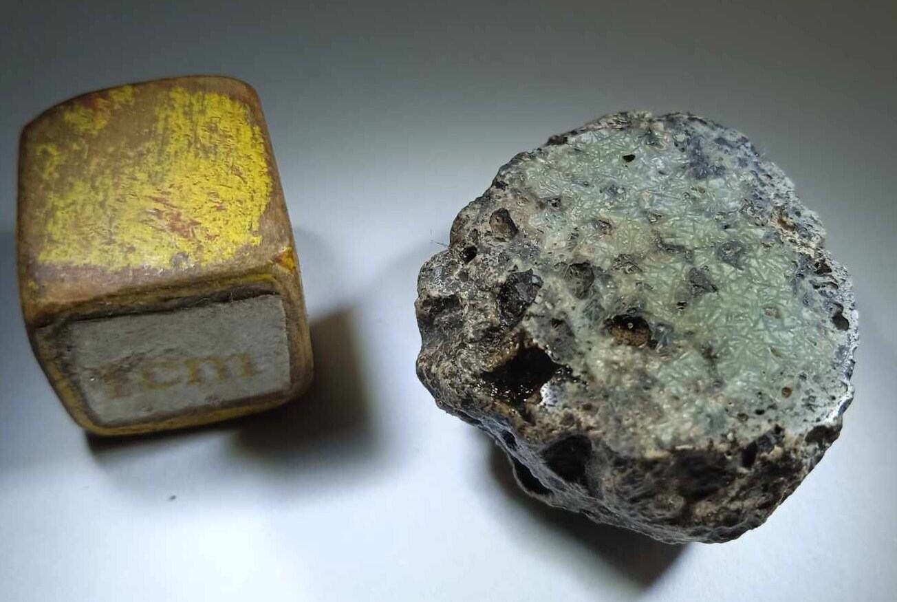 Superb Lunar Meteorite Vesicular Ilmenite Basalt Rich in Olivine / 6.30 ...