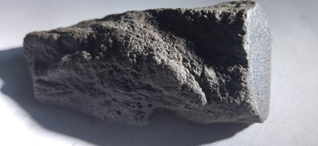 Lunar Ilmenite Basalt Achondrite Meteorite / 35.19 G - Etsy