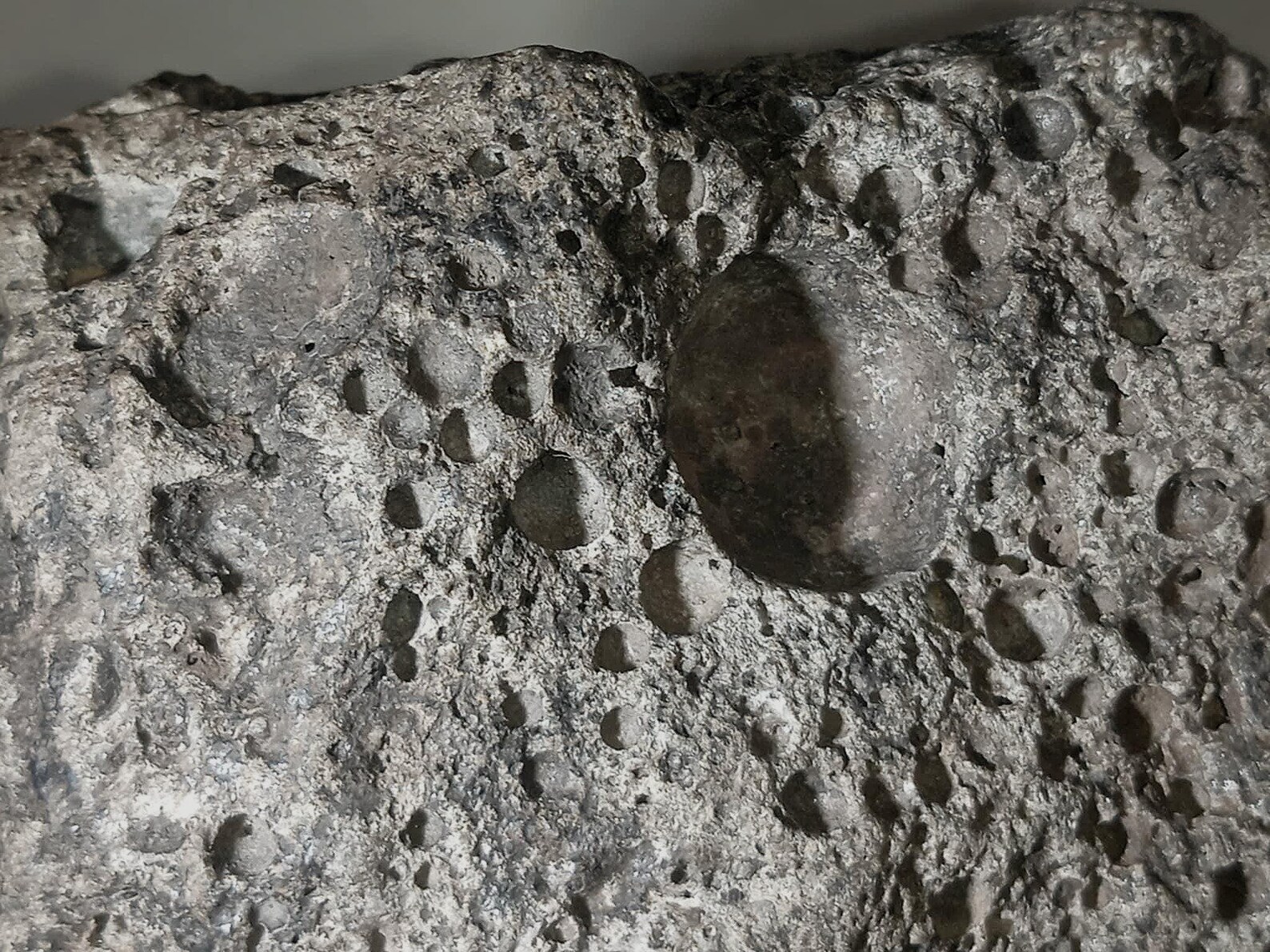 Large Achondrite Meteorite, Lunar Basalt, Crystalline Vesicular, Rich ...
