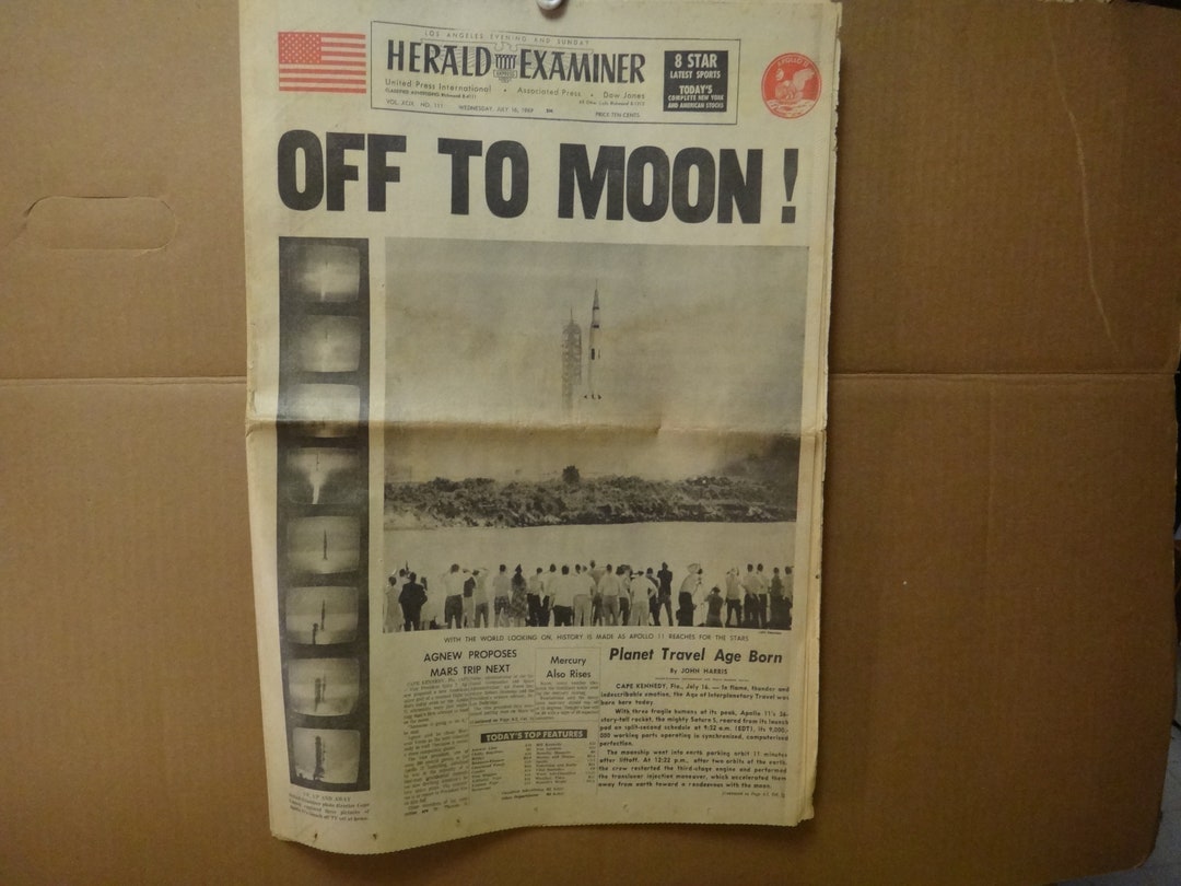 Newspaper - Space Flight -los Angeles Herald Examiner - OFF to THE MOON ...