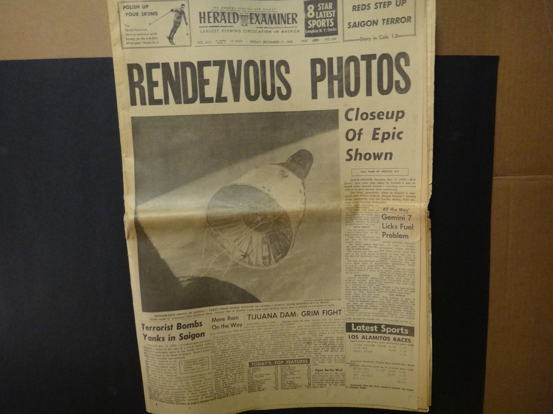 Newspaper - Space Flight -los Angeles Herald Examiner - RENDEZVOUS ...