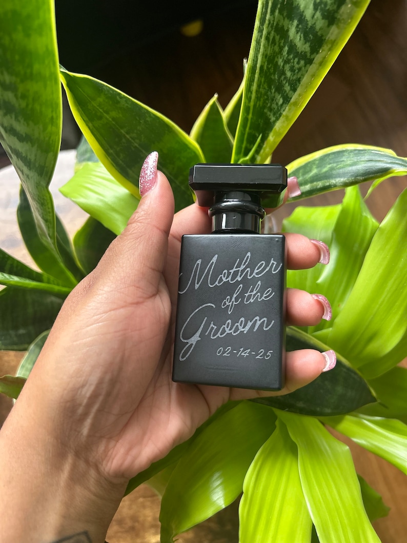 BOGO Black Glass 30-100ml Perfume or Cologne Bottle With Engraving ...
