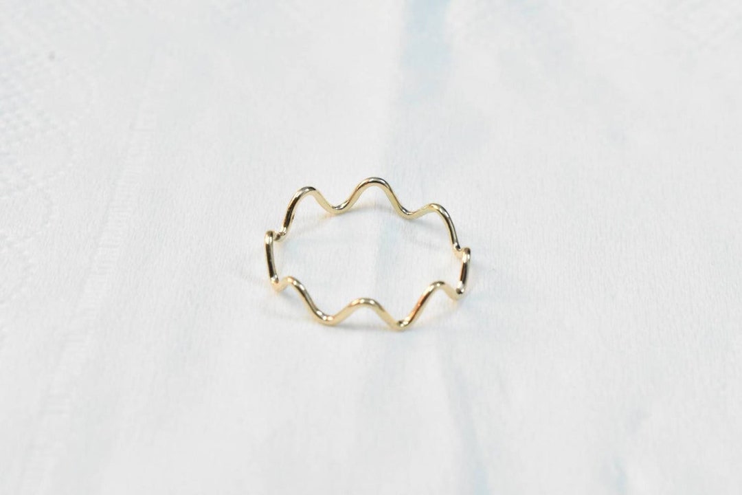 9K Solid Gold Wavy Wave Ring Stacking Dainty Minimalist Zig - Etsy