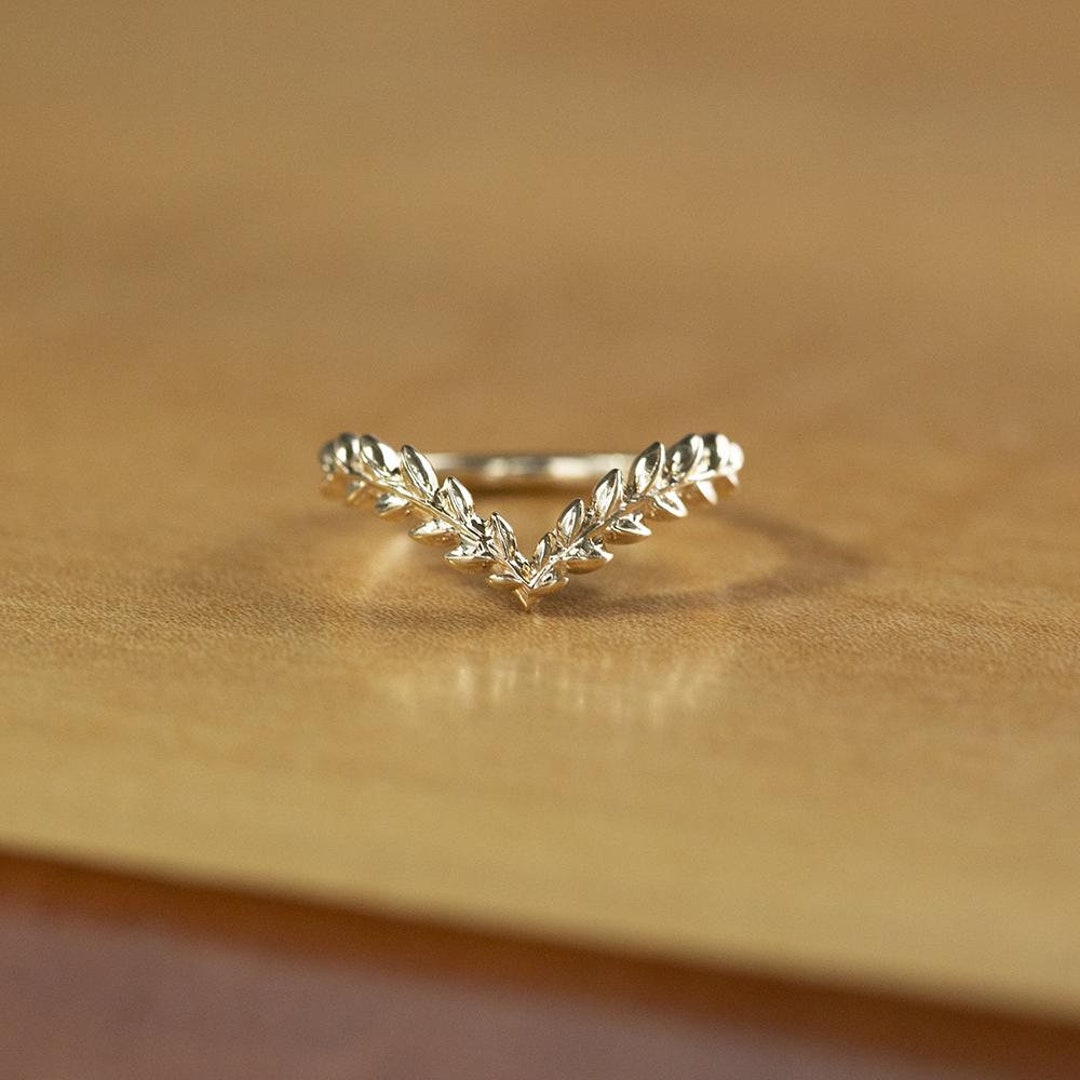 14k Solid Gold Curved Wedding Band, Laurel Leaf Ring, Nature Stacking Ring, V Shaped Ring ...