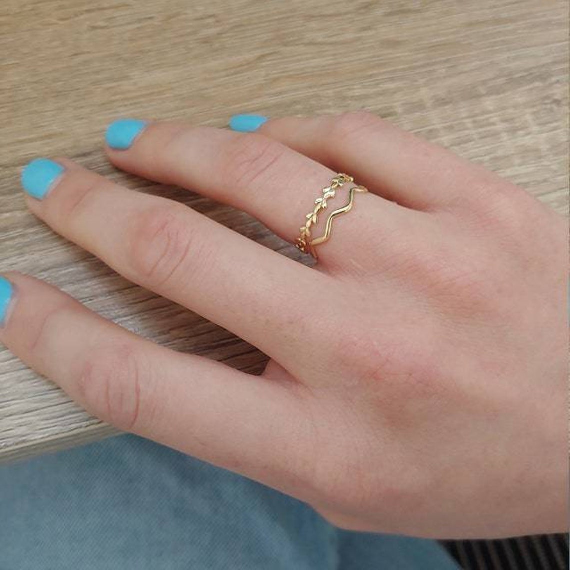 9K Solid Gold Wavy Wave Ring Stacking Dainty Minimalist Zig - Etsy
