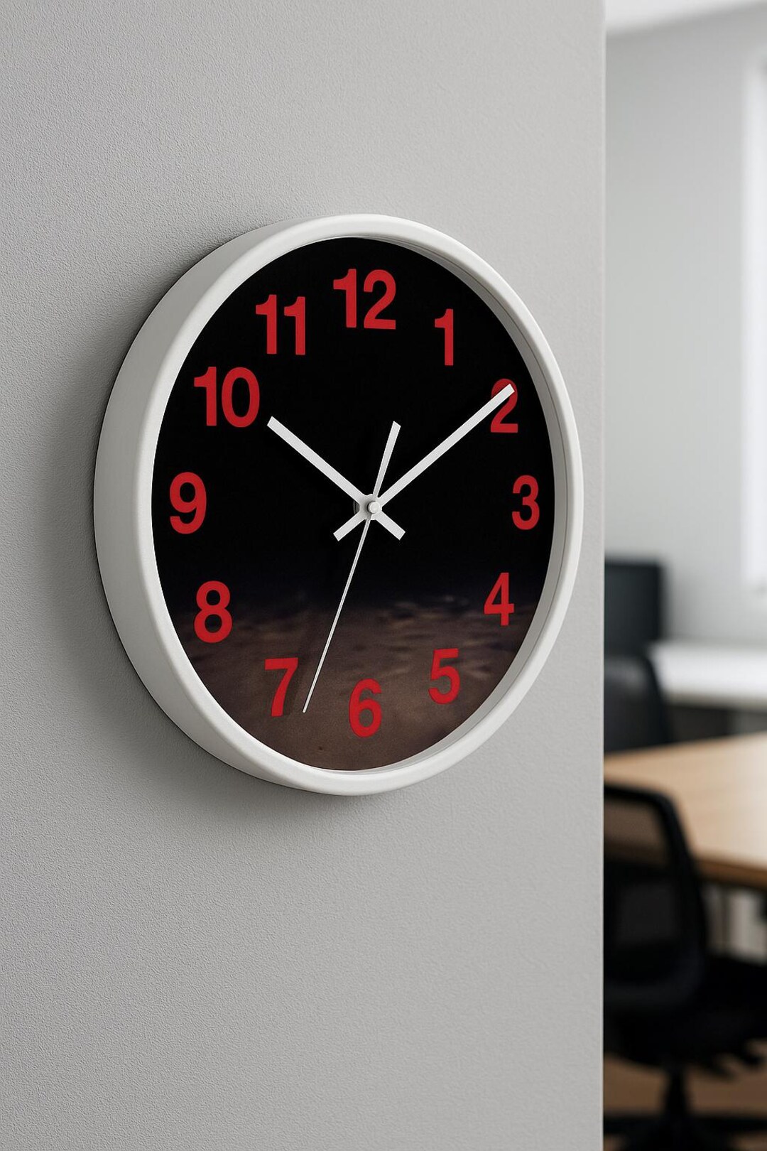 10 Wall Clock "bold Red Numbers Moonlight Wall Clock – Modern Accent ...