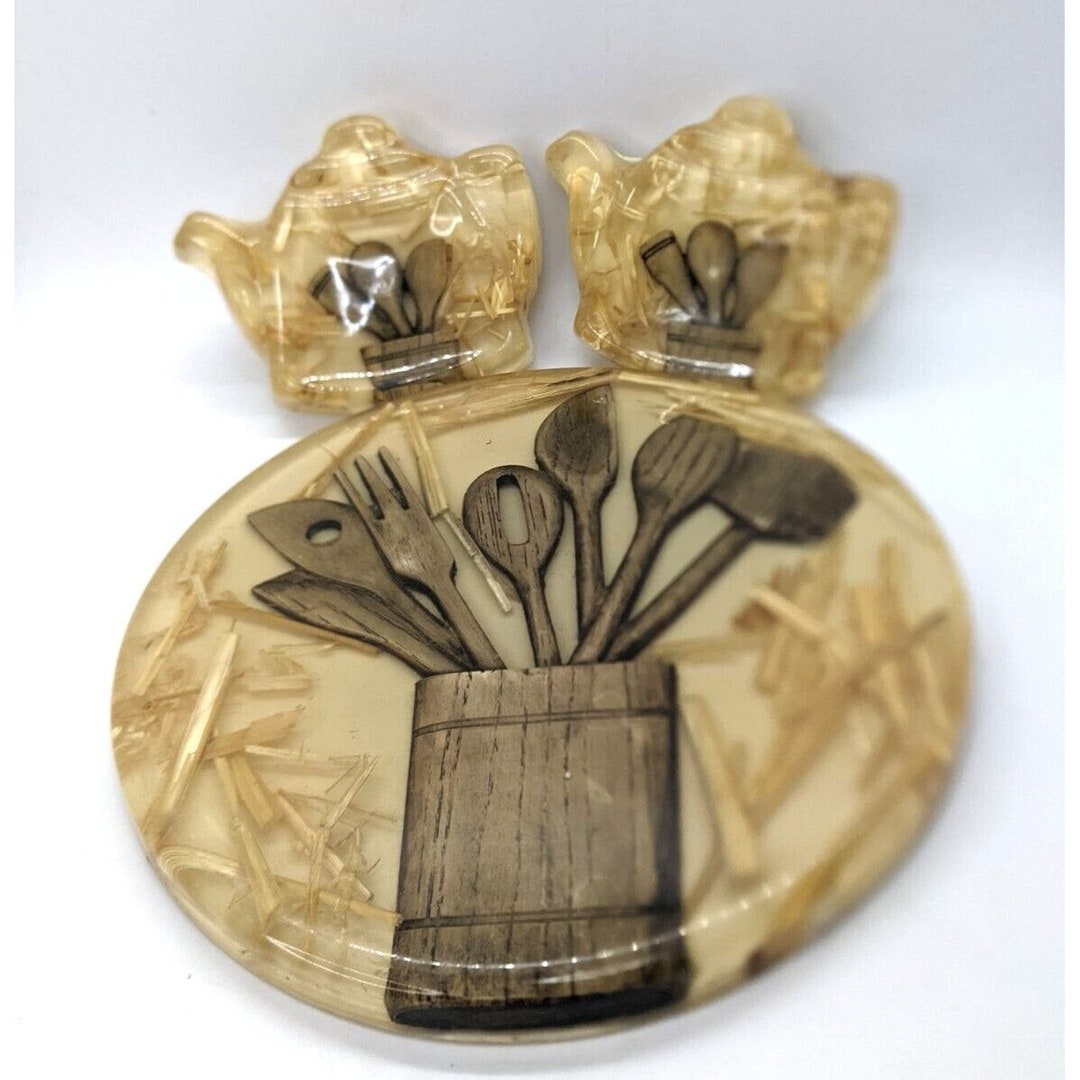 Vintage Lucite Trivet and Spoon Rest Teabag Holder Set Wooden Kitchen ...