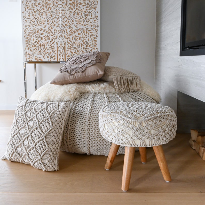 Boho Hocker mit Holz Beinen Mandala Pflanzenhocker Macramé - Etsy.de