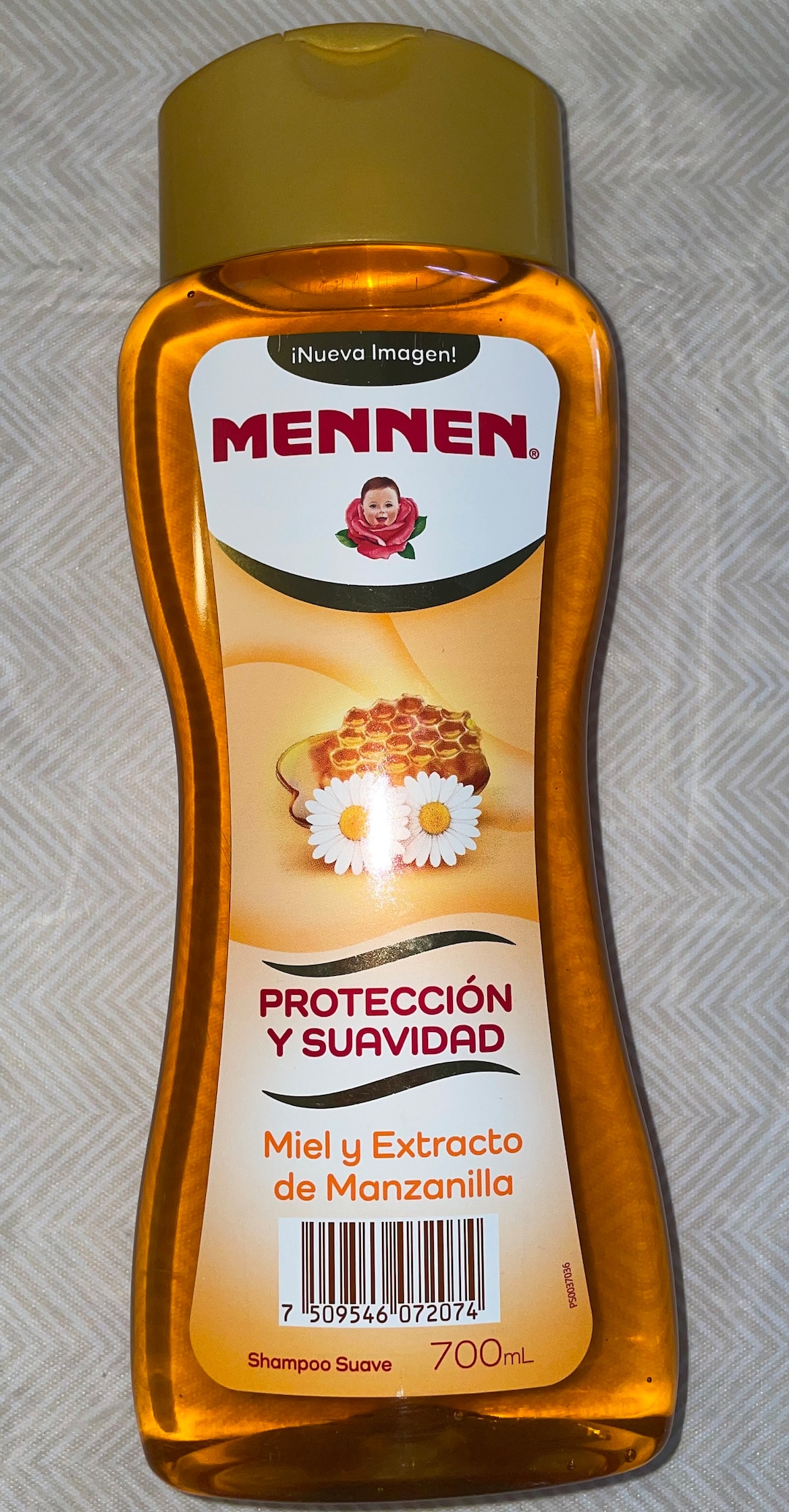 Mennen Shampoo Miel Y Extracto De Manzanilla 700 Ml. Honey and ...