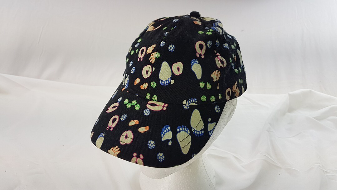 NEWFOUNDLAND ANIMAL FOOTPRINTS Cap Trucker Hat Snapback Baseball ...