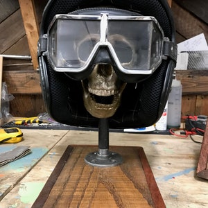 Skull Motorcycle Helmet Stand Helmet Holder Motorbike Helmet Stand ...