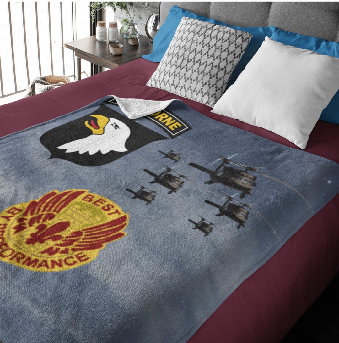 526th BSB, 101st Airborne, 101st Airborne Sherpa Fleece Blanket, 101st ...