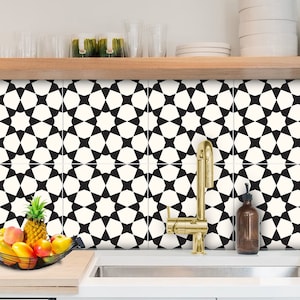 Classic Seamless Black Pattern Tile Vinyl, Peel and Stick Tiles Decal ...