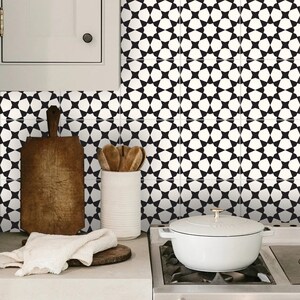 Classic Seamless Black Pattern Tile Vinyl, Peel and Stick Tiles Decal ...