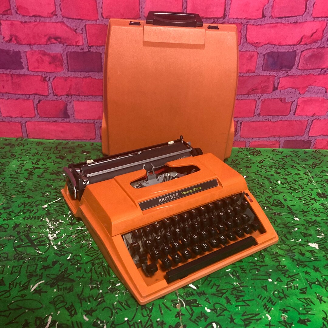 JAPANESE IMPORT Fully Functional Brother Young Elite Vintage Typewriter ...