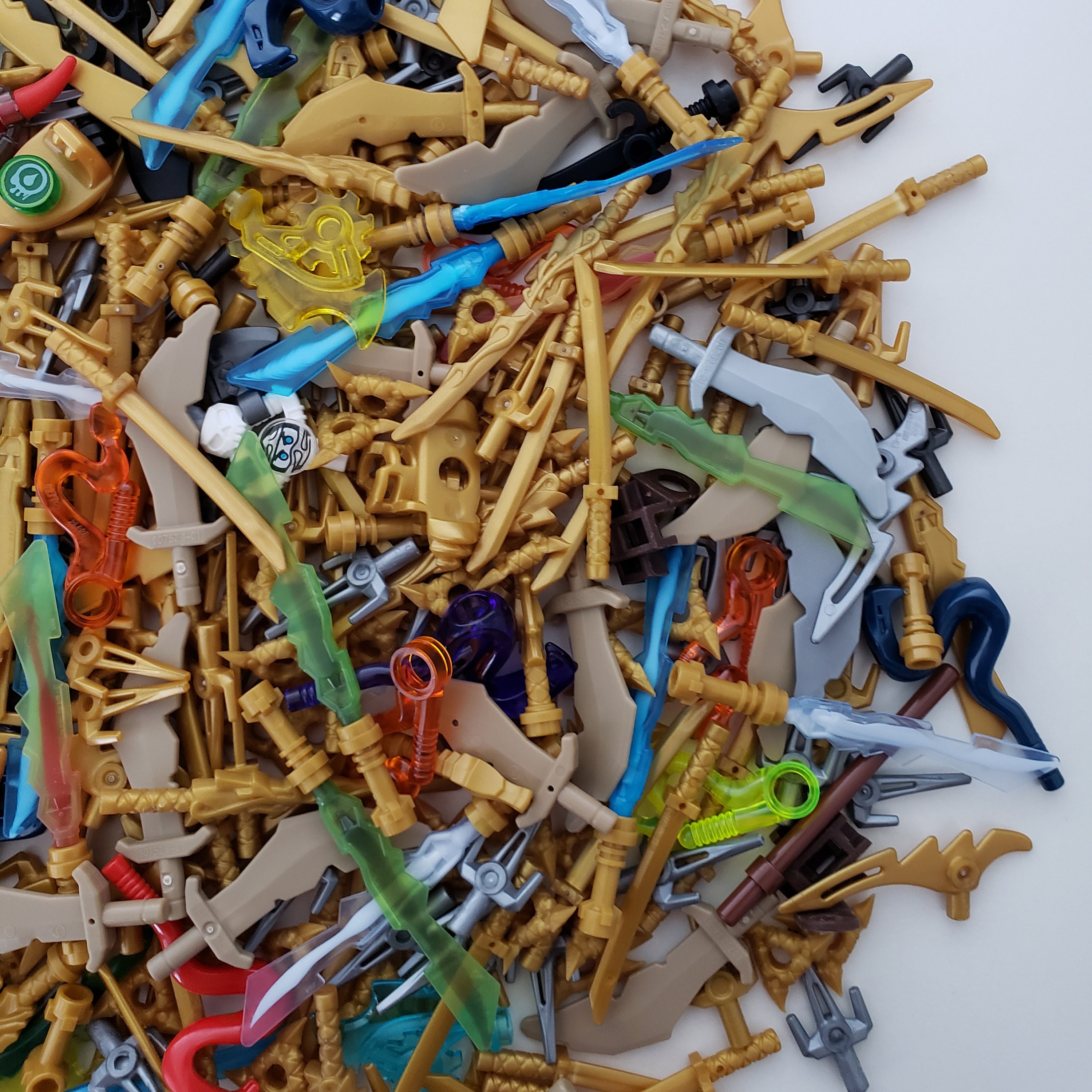 Lot of 30 Random Lego Ninjago Weapons Accessories Grab Bag Mystery Bag ...