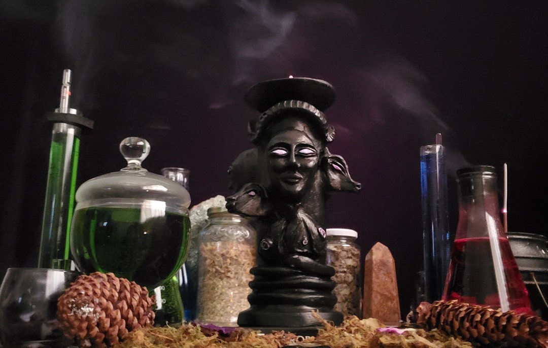 Hecate Our Lady Black Trivia: Triple Faced Goddess of Witches LARGE ...