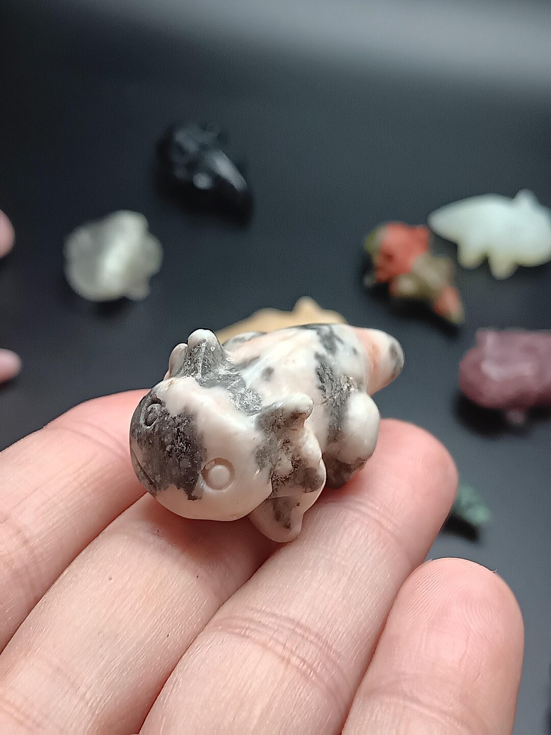 AXOLOTL, Crystal Carved Axolotl, Small Crystal Axolotls, Crystal Desk ...