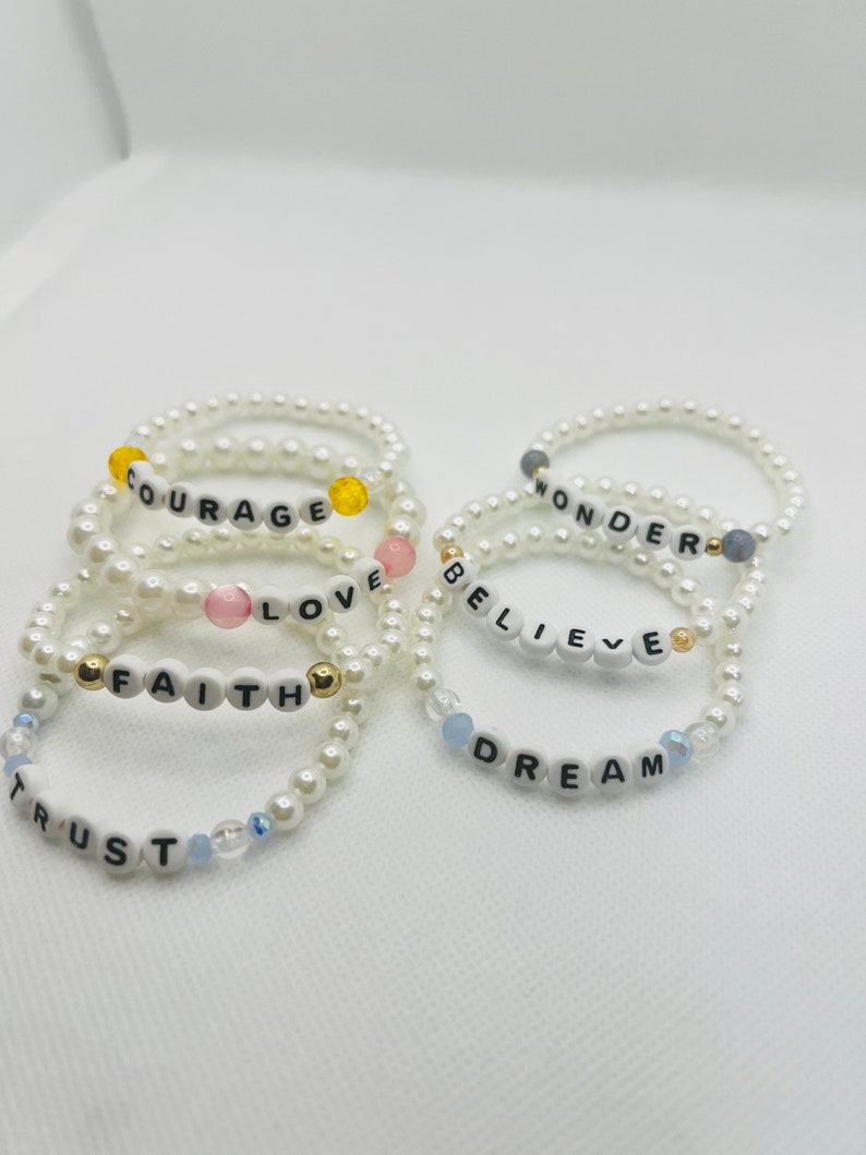 Custom Word Bracelet | Friendship Bracelets With Name or Words, Pearl ...