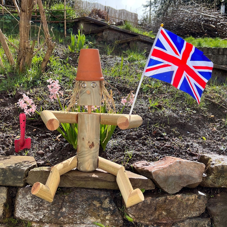 British Wooden Flower Pot Man, Garden Figure Ornament, Statue ...