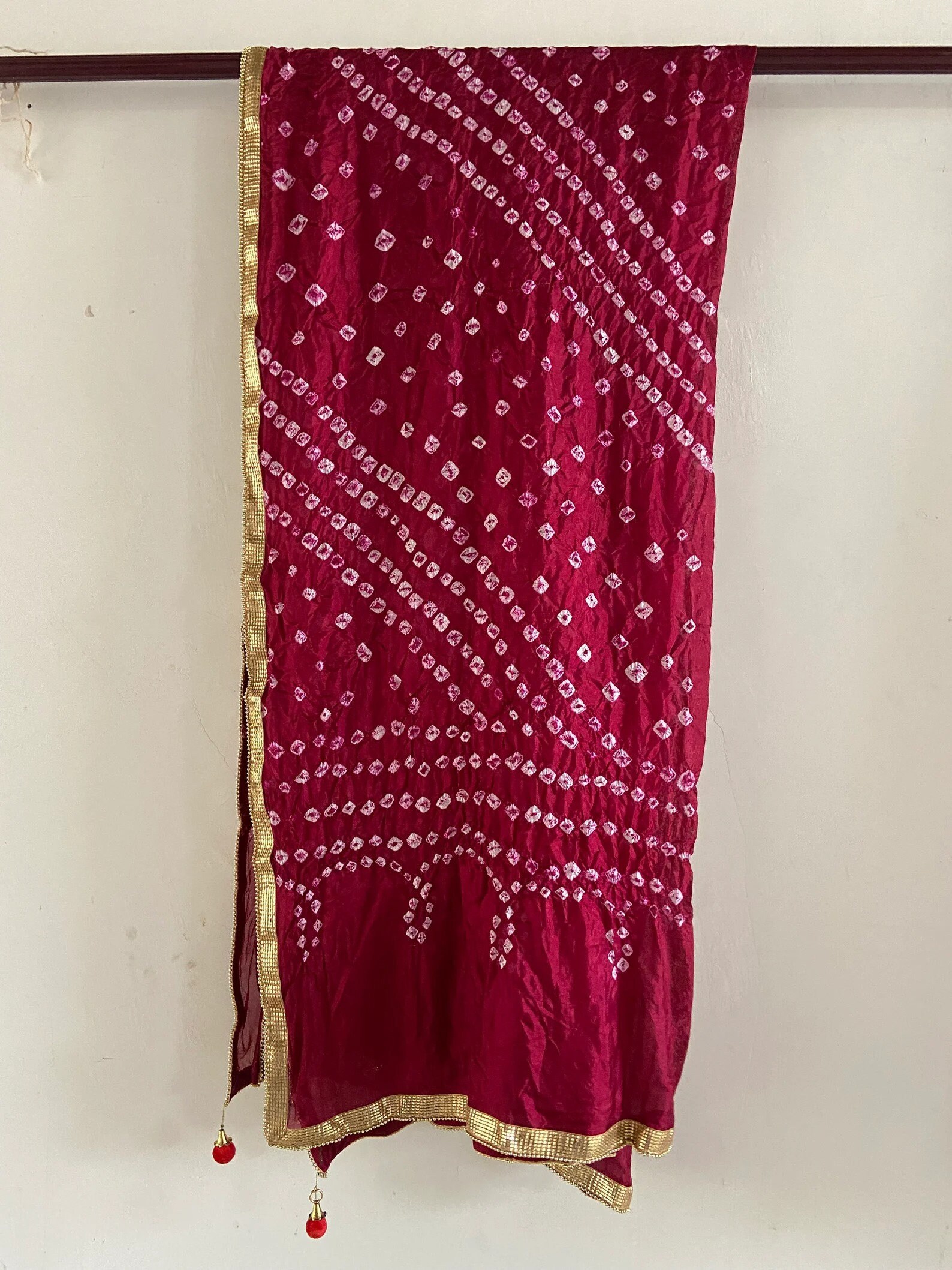 Bandhani Bandhej Women Dupatta, Handmade Bandhej Solid Color Dupatta ...
