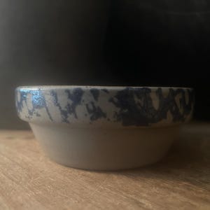 Primitive Spongeware Bowl - Etsy