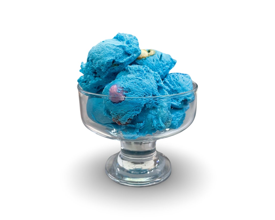 NEW Freeze Dried Blue Bubblegum Ice Cream Scoops Astronaut Ice Cream ...